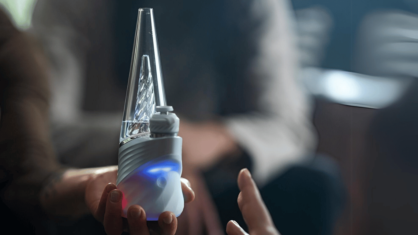 How to Use a Dab Rig | Canadian Vaporizers